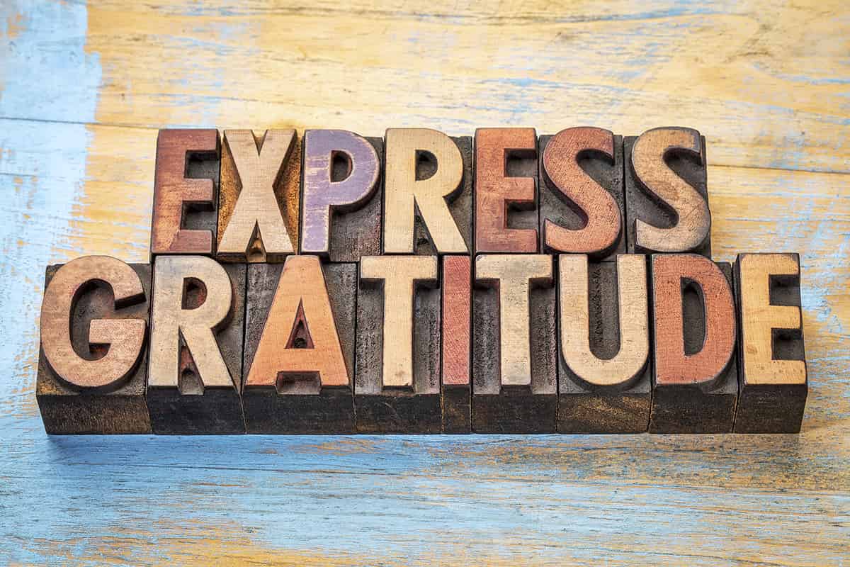 10 Simple Ways to Express Gratitude - All About Gratitude | How to be ...